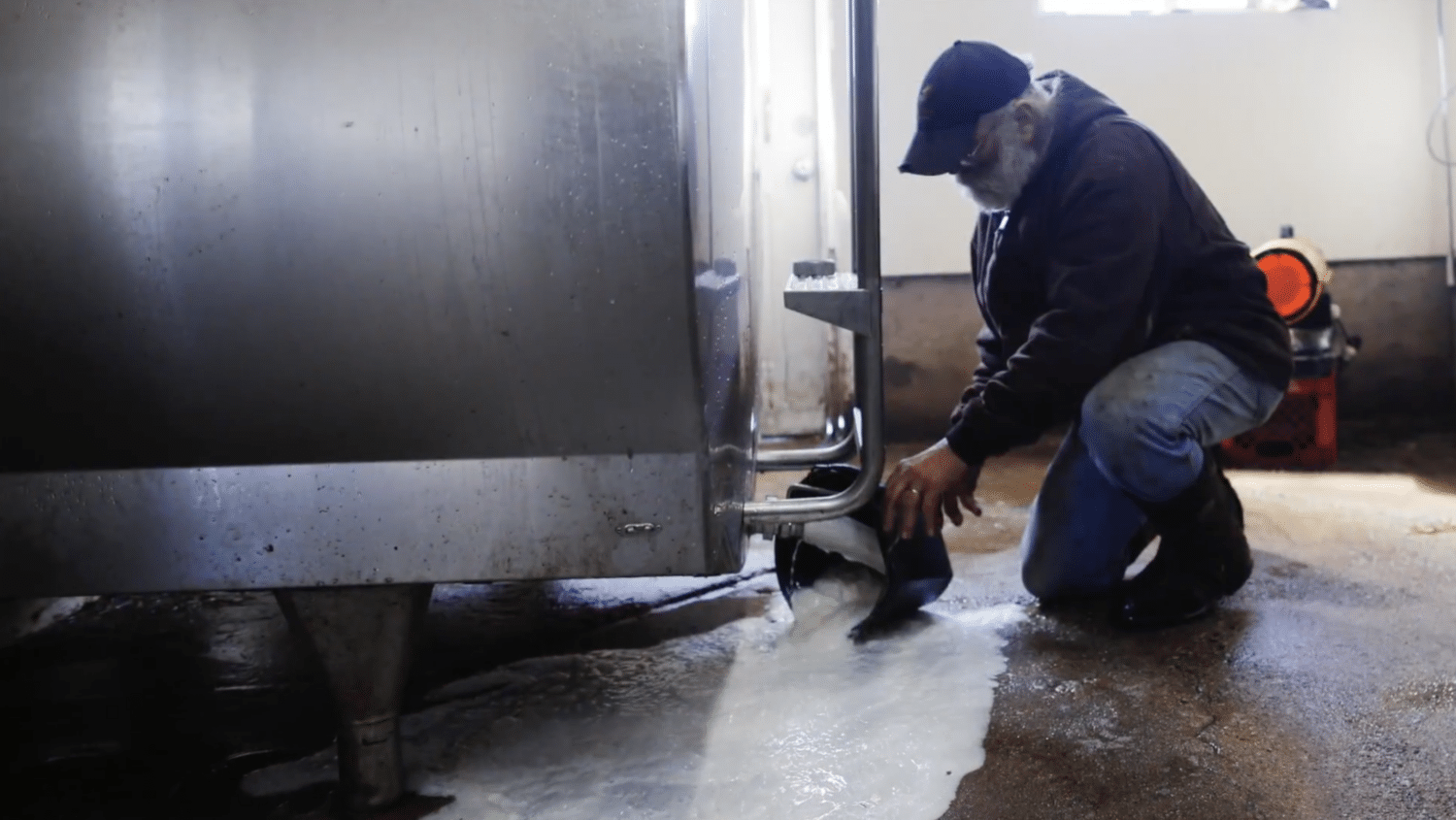 Barn Raiser - Independent source for rural and small town news.