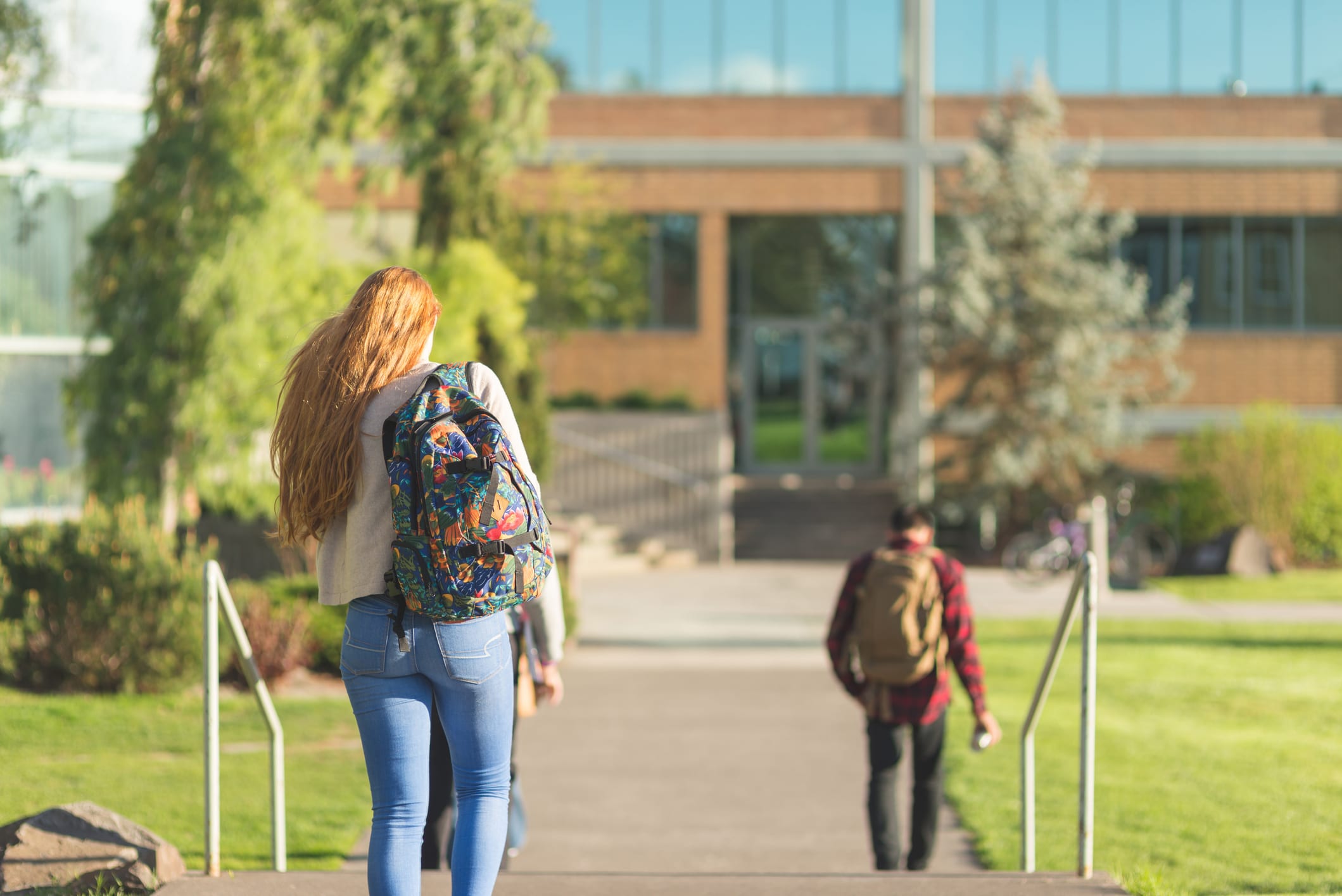 For Rural Students, Going to College is Not Easy - Barn Raiser